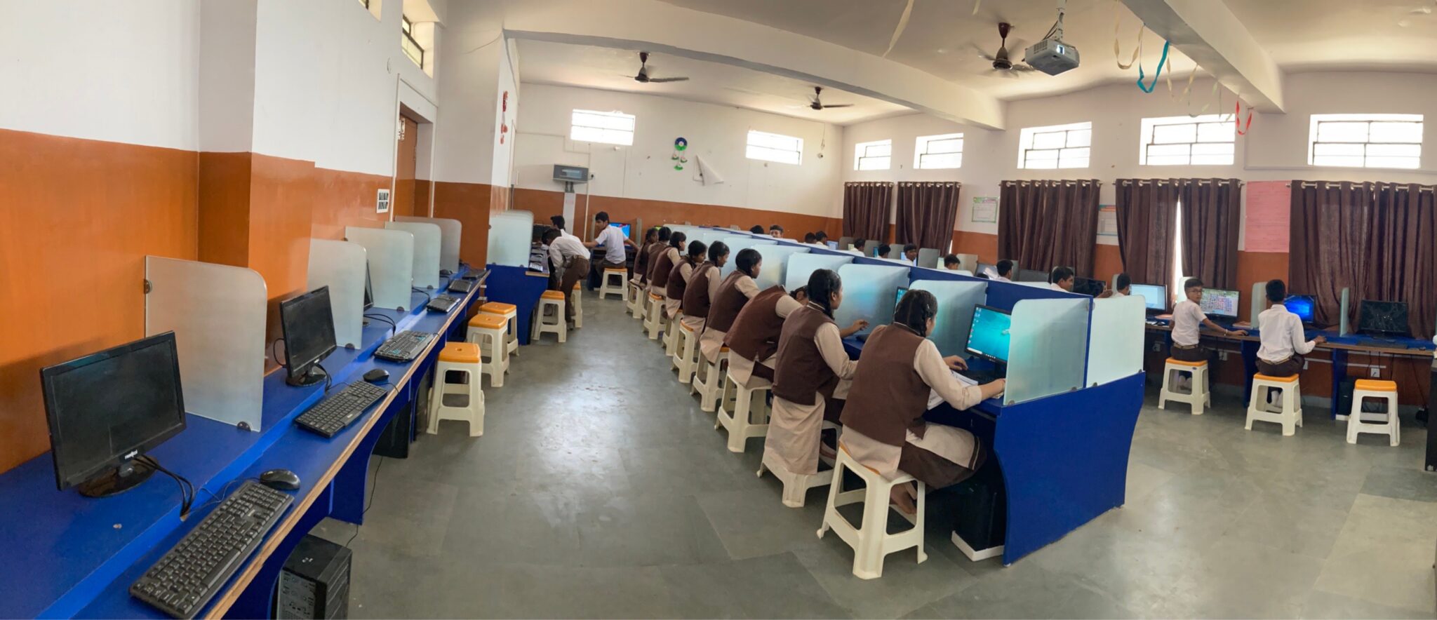 Computer Lab – DAV Bundu